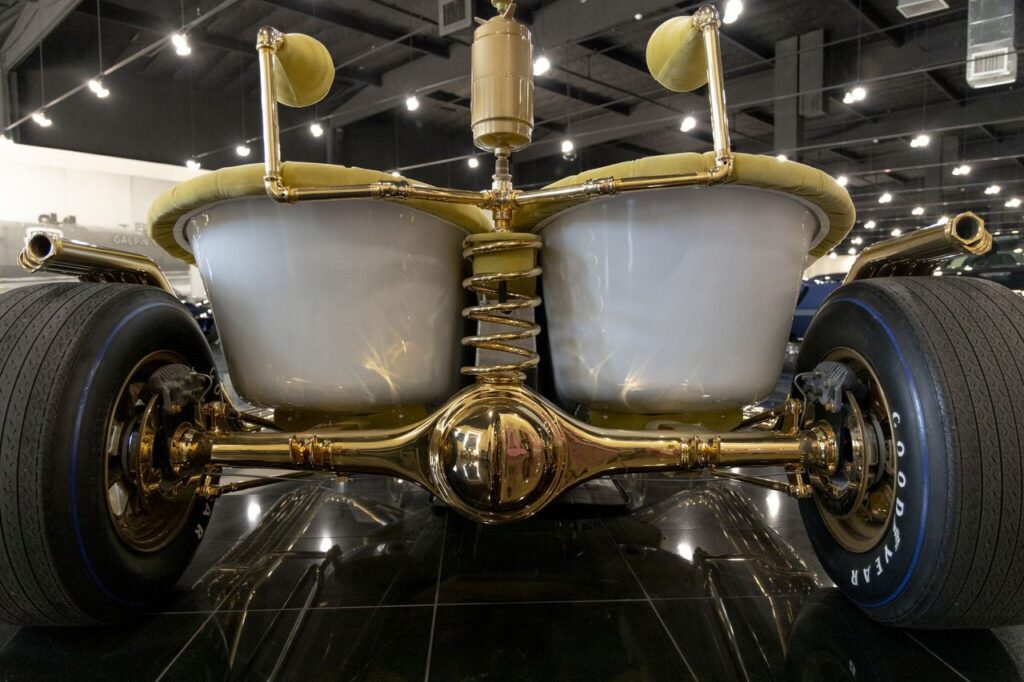 'Car Kings' Uncovers George Barris' Most Bizarre Hot Rod! - TeamSpeed